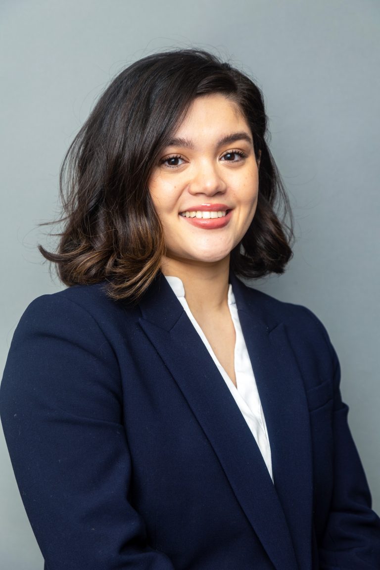 Alexis Hernandez - 2022 Akerman LLP Scholarship - Hispanic Lawyers ...